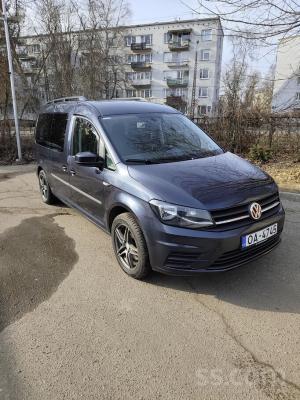 Grey Volkswagen Caddy 2015 in Riga, with an engine capacity of 2.00 L and mileage of 241 thousand km for 13400 €, photo 6 on AUTOMOTO.COM.LV