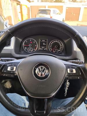 Grey Volkswagen Caddy 2015 in Riga, with an engine capacity of 2.00 L and mileage of 241 thousand km for 13400 €, photo 11 on AUTOMOTO.COM.LV