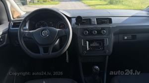 Grey Volkswagen Caddy 2016 in Tallinn, with an engine capacity of 2.00 L and mileage of 195 thousand km for 12500 €, photo 7 on AUTOMOTO.COM.LV