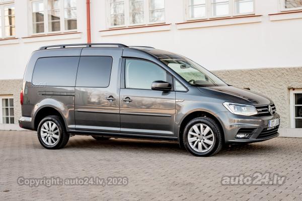 Grey Volkswagen Caddy 2018 in Parnu, with an engine capacity of 2.00 L and mileage of 181 thousand km for 19900 €, photo 3 on AUTOMOTO.COM.LV