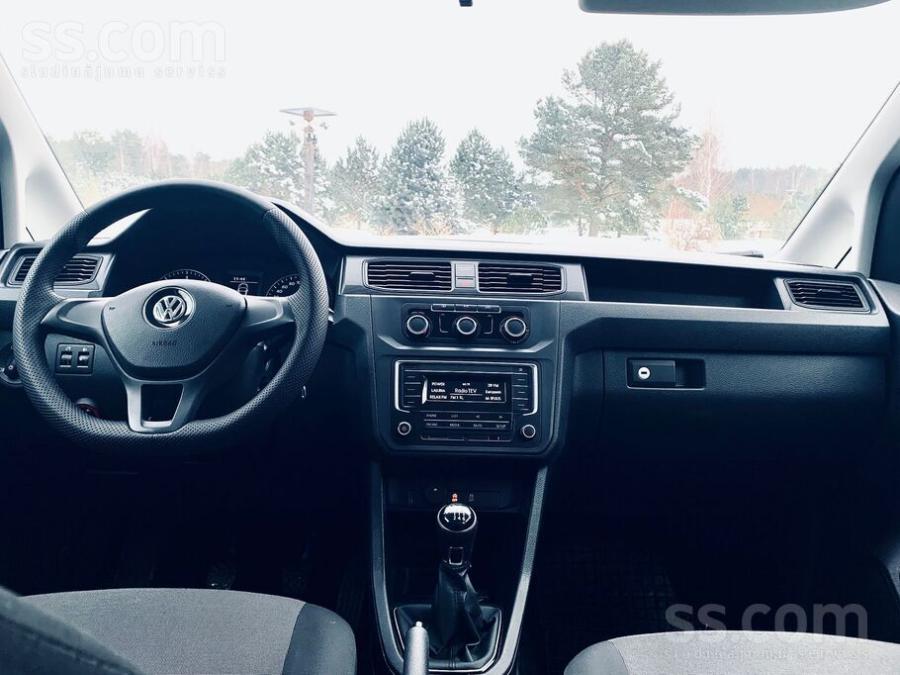 Pelēks Volkswagen Caddy 2019 Liepāja, ar dzinēja tilpumu 2.00 L un nobraukumu 46 tūkst. km par 19800 €, foto 34 vietnē AUTOMOTO.COM.LV