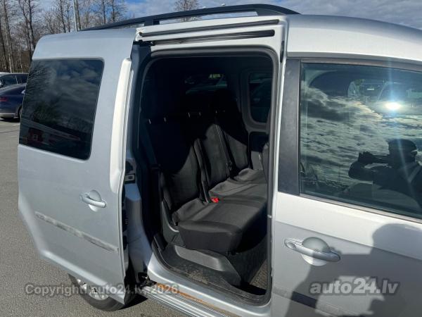 Pelēks Volkswagen Caddy 2019 Tallina, ar dzinēja tilpumu 2.00 L un nobraukumu 185 tūkst. km par 15500 €, foto 9 vietnē AUTOMOTO.COM.LV