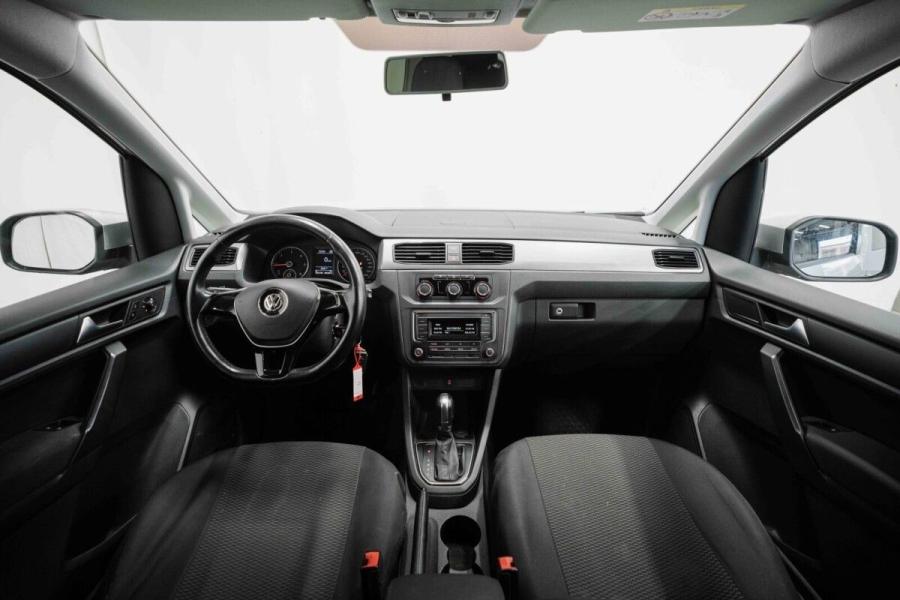 Pelēks Volkswagen Caddy 2019 Tallina, ar dzinēja tilpumu 2.00 L un nobraukumu 185 tūkst. km par 15900 €, foto 10 vietnē AUTOMOTO.COM.LV
