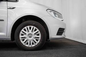 Pelēks Volkswagen Caddy 2019 Tallina, ar dzinēja tilpumu 2.00 L un nobraukumu 185 tūkst. km par 15900 €, foto 15 vietnē AUTOMOTO.COM.LV