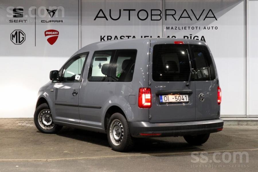 Grey Volkswagen Caddy 2020 in Riga, with an engine capacity of 2.00 L and mileage of 162 thousand km for 14500 €, photo 6 on AUTOMOTO.COM.LV