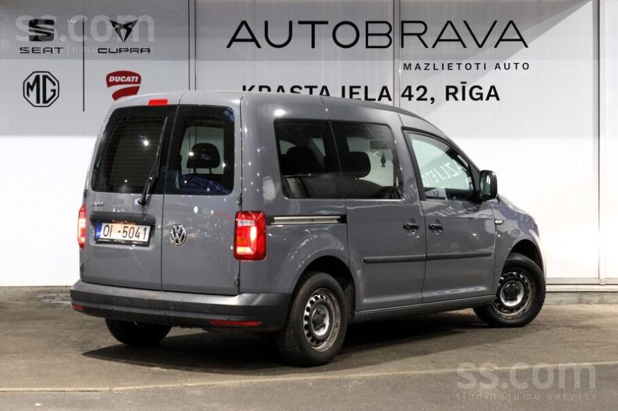 Grey Volkswagen Caddy 2020 in Riga, with an engine capacity of 2.00 L and mileage of 162 thousand km for 14500 €, photo 8 on AUTOMOTO.COM.LV