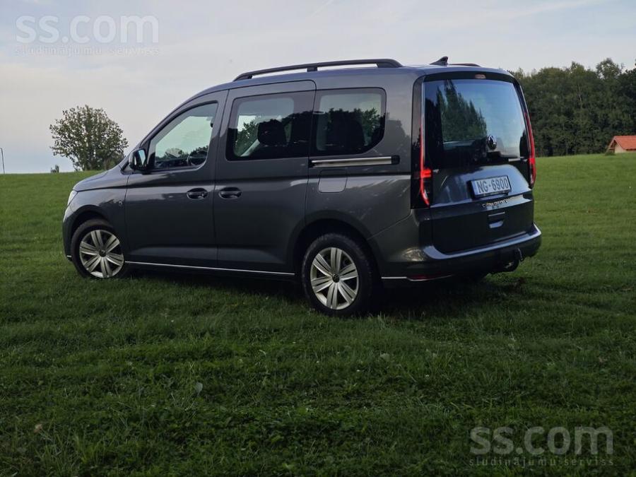 Pelēks Volkswagen Caddy 2022 Saldus, ar dzinēja tilpumu 2.00 L un nobraukumu 184 tūkst. km par 16900 €, foto 4 vietnē AUTOMOTO.COM.LV