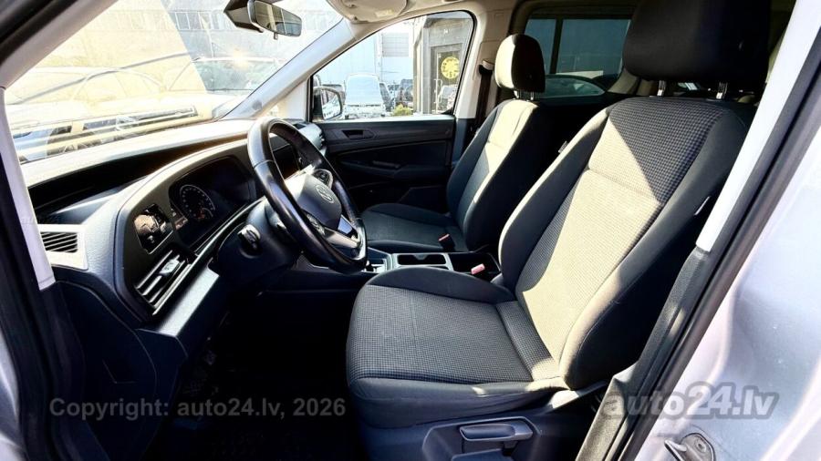 Pelēks Volkswagen Caddy 2023 Tallina, ar dzinēja tilpumu 2.00 L un nobraukumu 115 tūkst. km par 21990 €, foto 14 vietnē AUTOMOTO.COM.LV