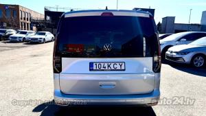 Grey Volkswagen Caddy 2023 in Tallinn, with an engine capacity of 2.00 L and mileage of 83 thousand km for 22990 €, photo 8 on AUTOMOTO.COM.LV