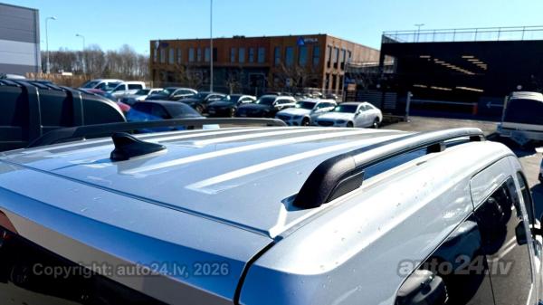 Grey Volkswagen Caddy 2023 in Tallinn, with an engine capacity of 2.00 L and mileage of 83 thousand km for 22990 €, photo 11 on AUTOMOTO.COM.LV