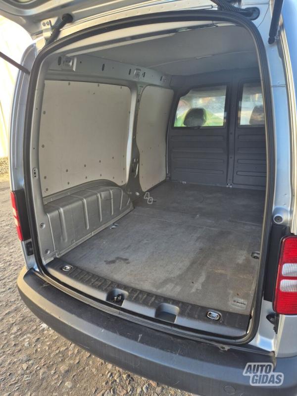 Grey Volkswagen Caddy 2013 in Vilkaviskis, with an engine capacity of 1.60 L and mileage of 210 thousand km for 4950 €, photo 7 on AUTOMOTO.COM.LV