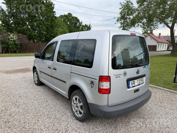 Volkswagen Caddy 2009 in Ventspils, with an engine capacity of 1.40 L and mileage of 352 thousand km for 3150 €, photo 4 on AUTOMOTO.COM.LV