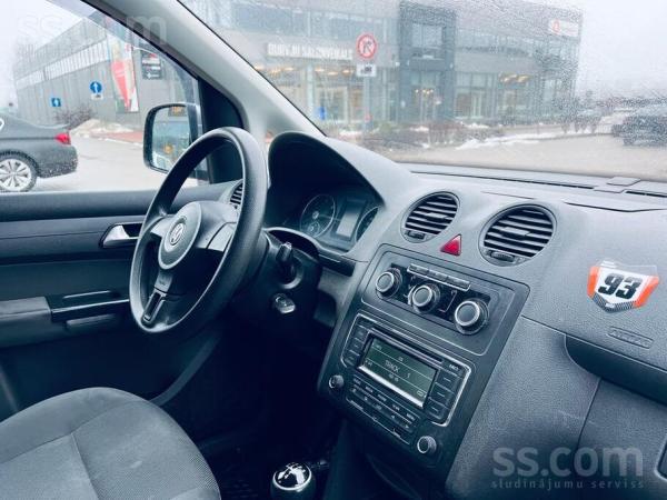 Volkswagen Caddy 2011 Rīga, ar dzinēja tilpumu 1.60 L un nobraukumu 412 tūkst. km par 4050 €, foto 4 vietnē AUTOMOTO.COM.LV
