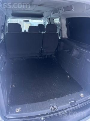 Volkswagen Caddy 2011 Rīga, ar dzinēja tilpumu 1.60 L un nobraukumu 412 tūkst. km par 4050 €, foto 8 vietnē AUTOMOTO.COM.LV