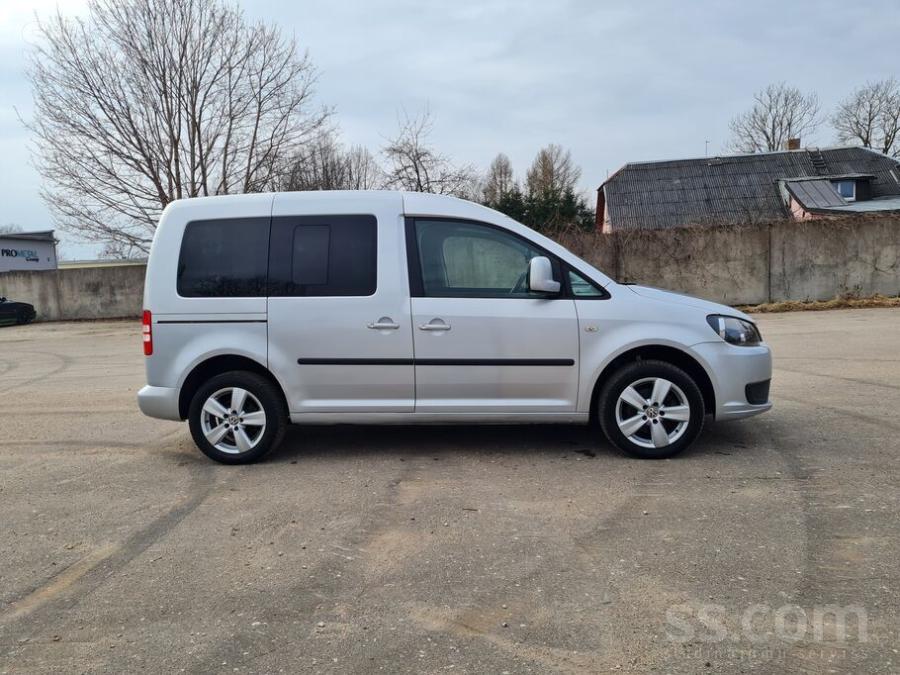 Volkswagen Caddy 2012 in Ogre, with an engine capacity of 1.60 L and mileage of 0 thousand km for 6770 €, photo 5 on AUTOMOTO.COM.LV