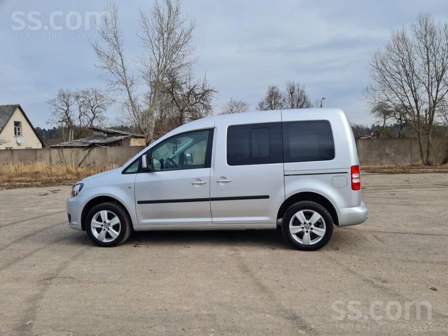 Volkswagen Caddy 2012 in Ogre, with an engine capacity of 1.60 L and mileage of 0 thousand km for 6770 €, photo 9 on AUTOMOTO.COM.LV