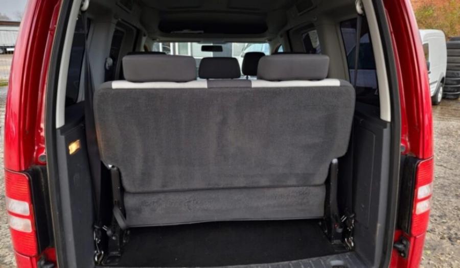 Volkswagen Caddy 2012 Rīga, ar dzinēja tilpumu 1.60 L un nobraukumu 241 tūkst. km par 6800 €, foto 3 vietnē AUTOMOTO.COM.LV