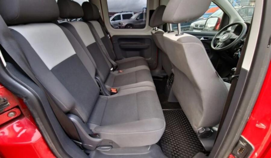 Volkswagen Caddy 2012 Rīga, ar dzinēja tilpumu 1.60 L un nobraukumu 241 tūkst. km par 6800 €, foto 12 vietnē AUTOMOTO.COM.LV