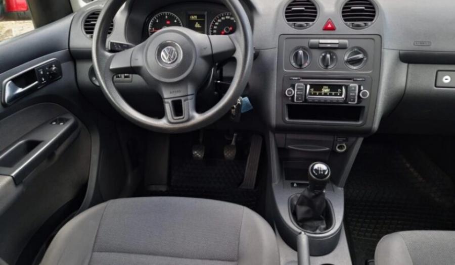 Volkswagen Caddy 2012 Rīga, ar dzinēja tilpumu 1.60 L un nobraukumu 241 tūkst. km par 6800 €, foto 16 vietnē AUTOMOTO.COM.LV