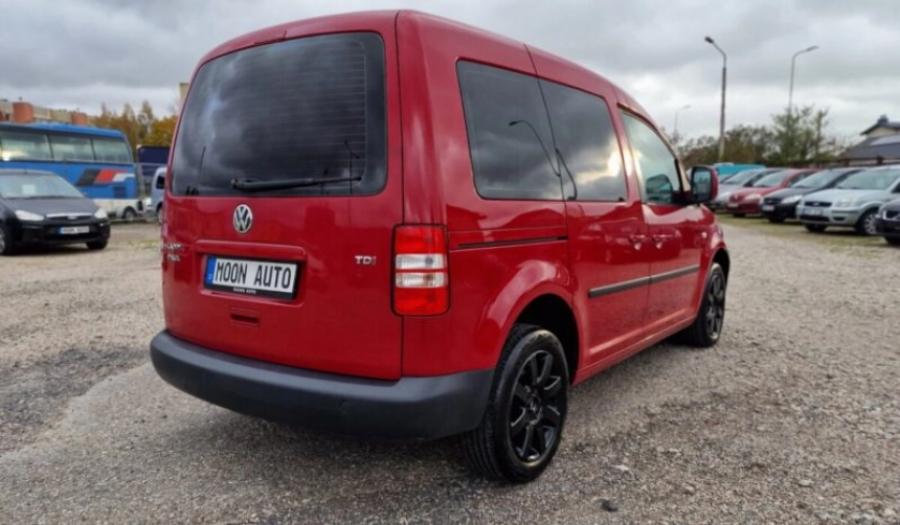 Volkswagen Caddy 2012 Rīga, ar dzinēja tilpumu 1.60 L un nobraukumu 241 tūkst. km par 6800 €, foto 20 vietnē AUTOMOTO.COM.LV