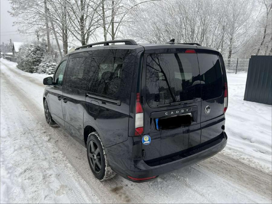 Volkswagen Caddy 2022 in Kaunas, with an engine capacity of 2.00 L and mileage of 300 thousand km for 15300 €, photo 3 on AUTOMOTO.COM.LV