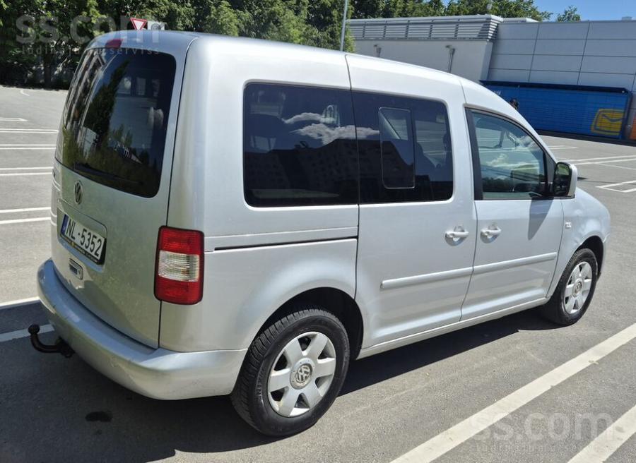 Volkswagen Caddy 2006 in Riga, with an engine capacity of 1.90 L and mileage of 376 thousand km for 2150 €, photo 4 on AUTOMOTO.COM.LV