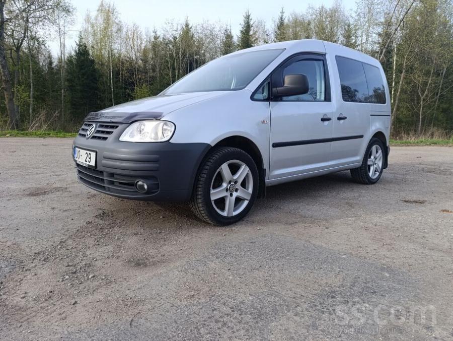 Volkswagen Caddy 2007 in Valmiera, with an engine capacity of 1.90 L and mileage of 343 thousand km for 3200 €, photo 4 on AUTOMOTO.COM.LV