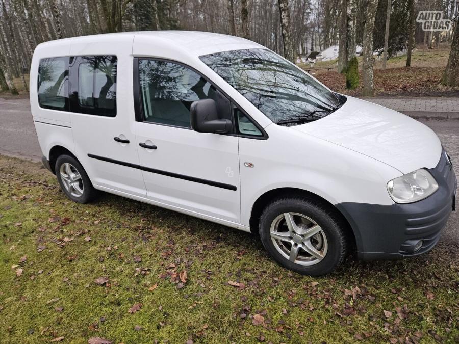 Volkswagen Caddy 2010 in Mazeikiai, with an engine capacity of 1.90 L and mileage of 255 thousand km for 4350 €, photo 3 on AUTOMOTO.COM.LV