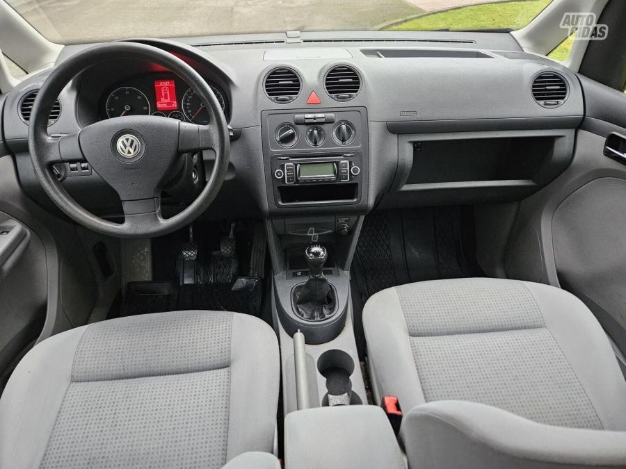Volkswagen Caddy 2010 in Mazeikiai, with an engine capacity of 1.90 L and mileage of 255 thousand km for 4350 €, photo 19 on AUTOMOTO.COM.LV