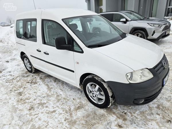 Volkswagen Caddy 2010 in Mazeikiai, with an engine capacity of 1.90 L and mileage of 255 thousand km for 4350 €, photo 4 on AUTOMOTO.COM.LV