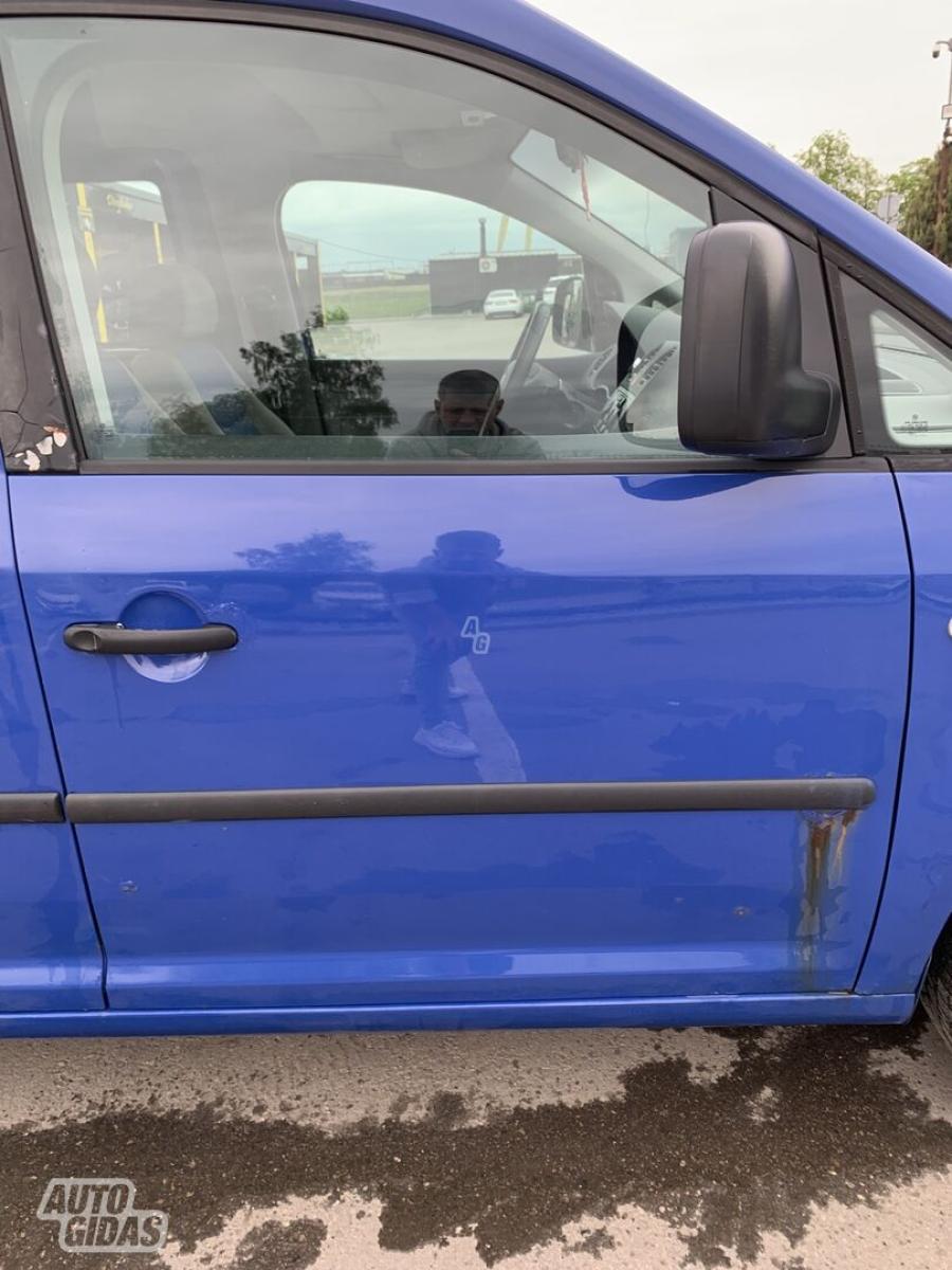 Volkswagen Caddy 2005 in Kaunas, with an engine capacity of 2.00 L and mileage of 375 thousand km for 1950 €, photo 8 on AUTOMOTO.COM.LV