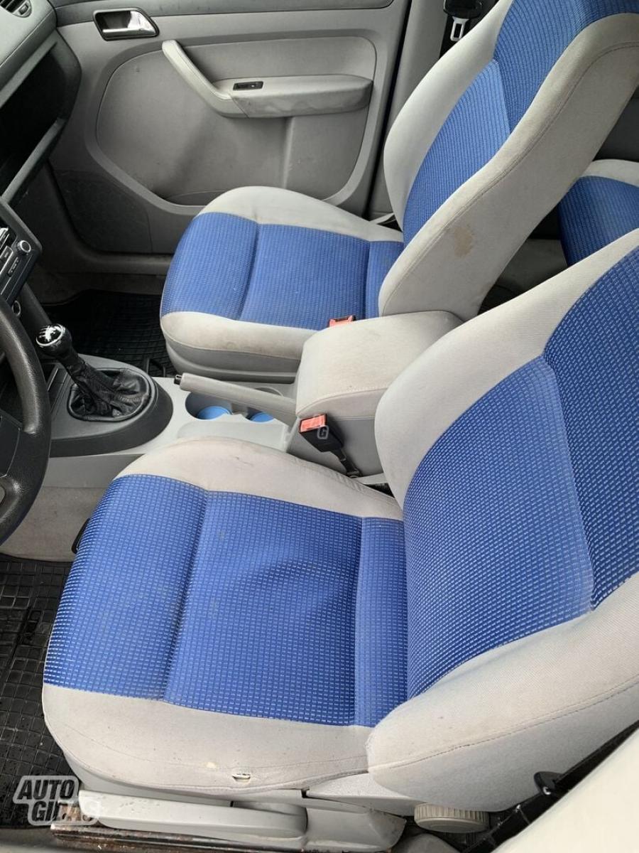 Volkswagen Caddy 2005 in Kaunas, with an engine capacity of 2.00 L and mileage of 375 thousand km for 1950 €, photo 18 on AUTOMOTO.COM.LV