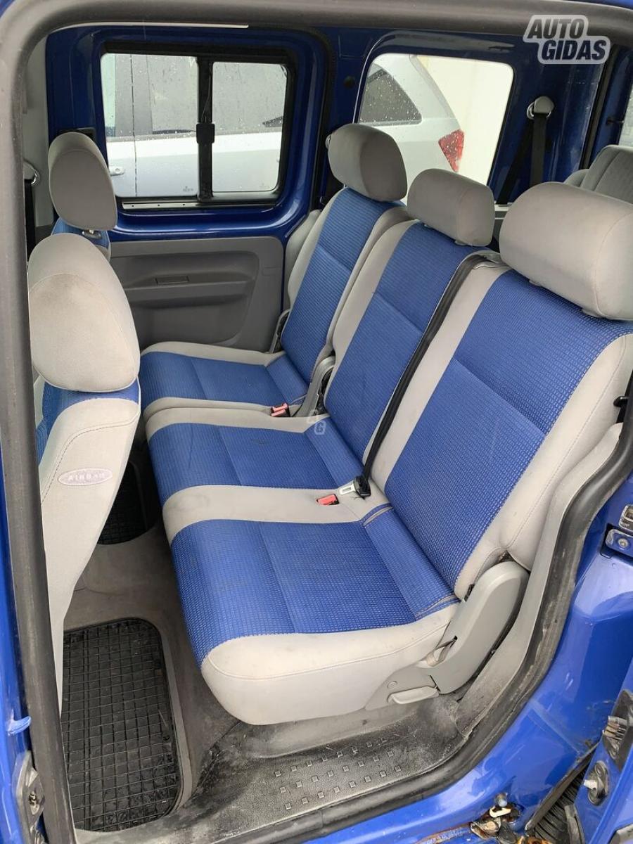Volkswagen Caddy 2005 in Kaunas, with an engine capacity of 2.00 L and mileage of 375 thousand km for 1950 €, photo 21 on AUTOMOTO.COM.LV