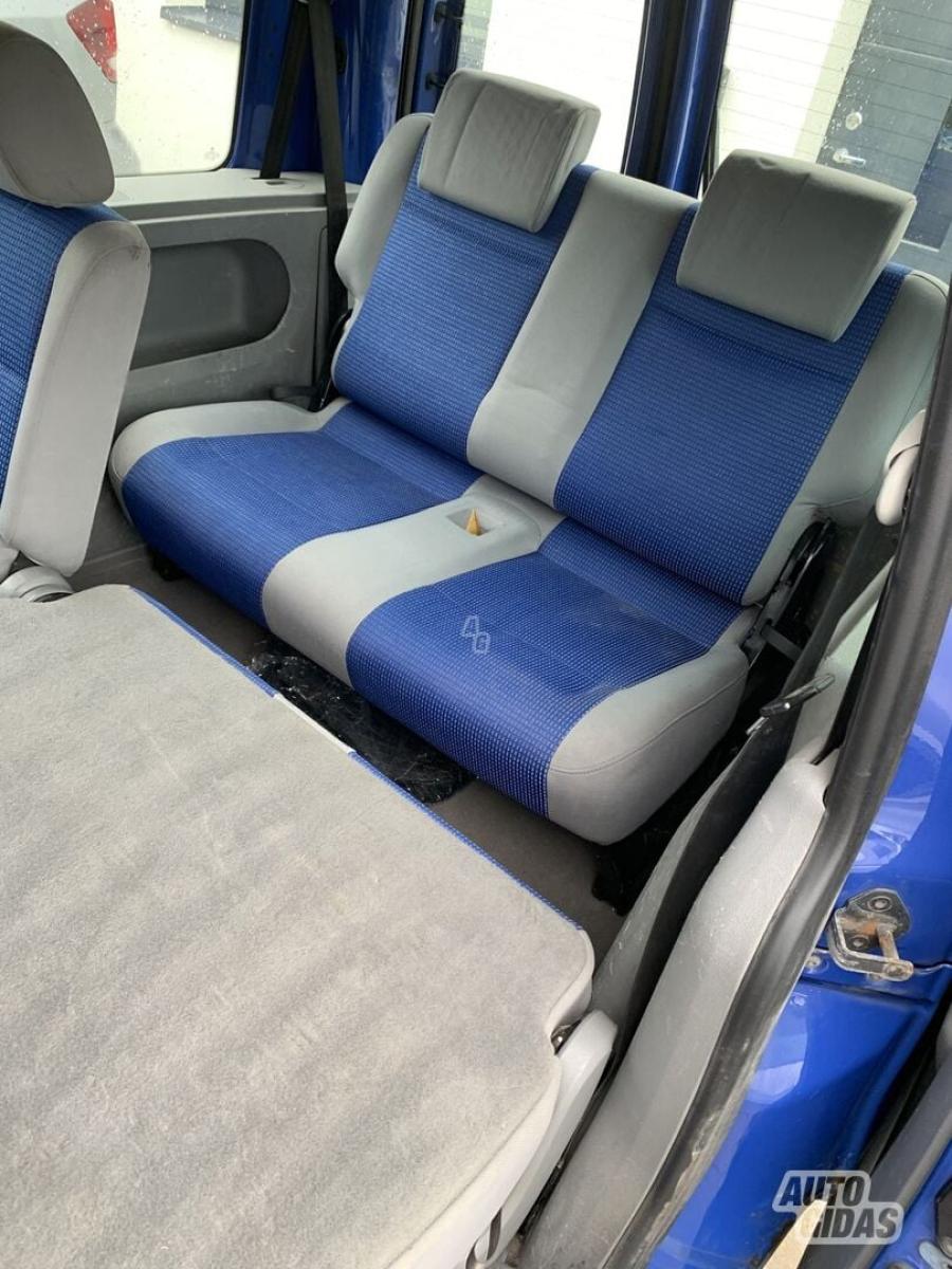 Volkswagen Caddy 2005 in Kaunas, with an engine capacity of 2.00 L and mileage of 375 thousand km for 1950 €, photo 22 on AUTOMOTO.COM.LV