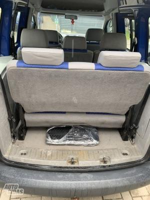 Volkswagen Caddy 2005 in Kaunas, with an engine capacity of 2.00 L and mileage of 375 thousand km for 1950 €, photo 25 on AUTOMOTO.COM.LV