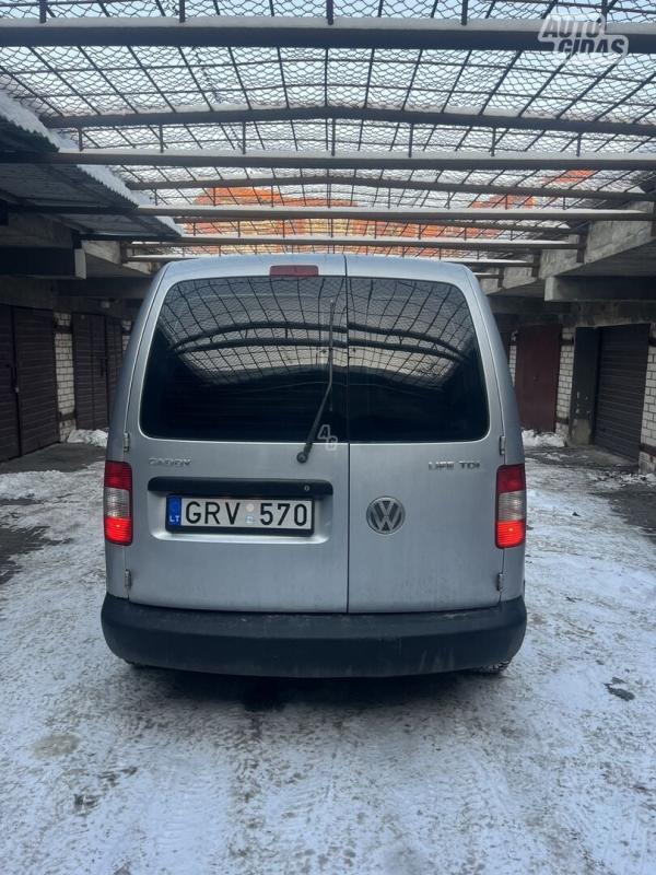 Volkswagen Caddy 2006 Kauņa, ar dzinēja tilpumu 1.90 L un nobraukumu 660 tūkst. km par 1150 €, foto 4 vietnē AUTOMOTO.COM.LV