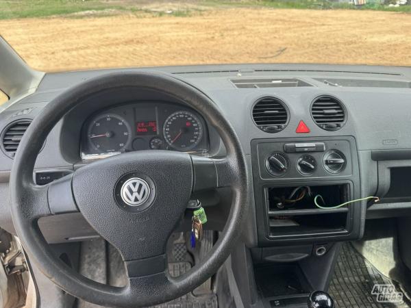 Volkswagen Caddy 2007 in Vilnius, with an engine capacity of 2.00 L and mileage of 295 thousand km for 1050 €, photo 10 on AUTOMOTO.COM.LV