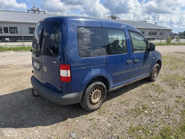 Volkswagen Caddy 2007 Viļņa, ar dzinēja tilpumu 1.90 L un nobraukumu 40 tūkst. km par 680 €, foto 5 vietnē AUTOMOTO.COM.LV
