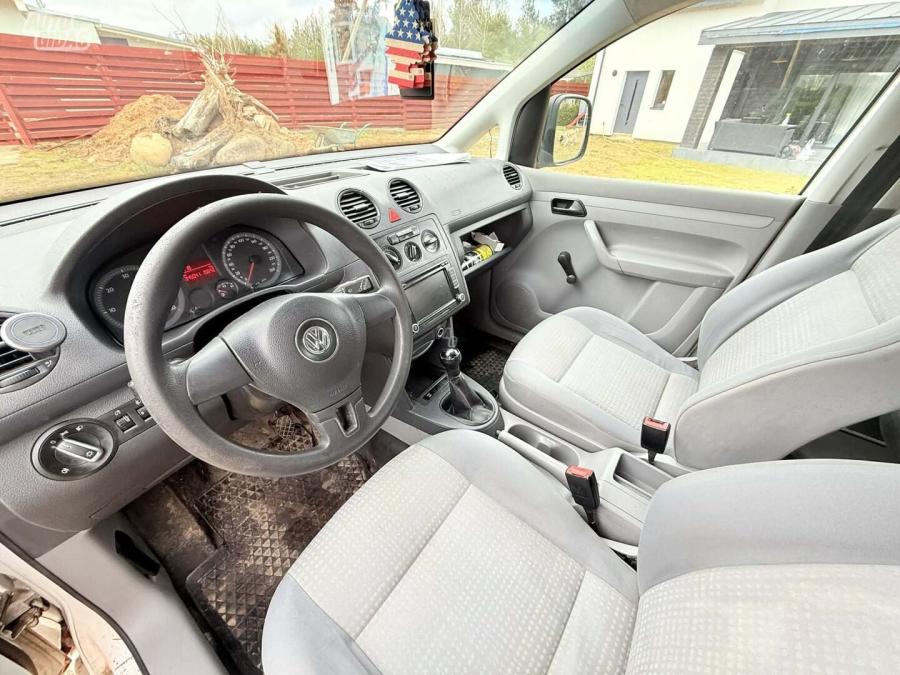 Volkswagen Caddy 2008 Ukmergė, ar dzinēja tilpumu 1.90 L un nobraukumu 348 tūkst. km par 3300 €, foto 5 vietnē AUTOMOTO.COM.LV