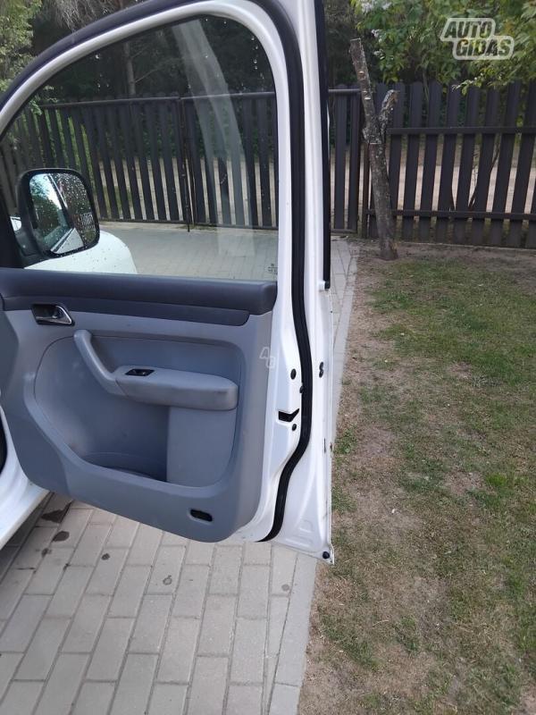 Volkswagen Caddy 2008 Viļņa, ar dzinēja tilpumu 2.00 L un nobraukumu 355 tūkst. km par 3850 €, foto 3 vietnē AUTOMOTO.COM.LV