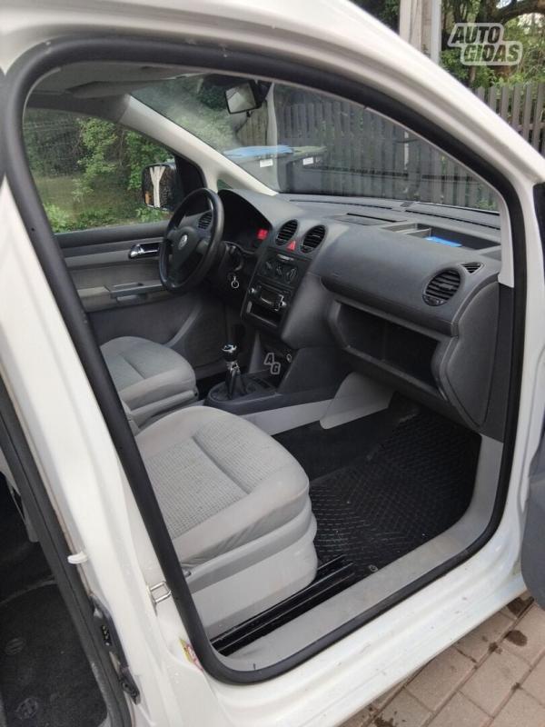 Volkswagen Caddy 2008 Viļņa, ar dzinēja tilpumu 2.00 L un nobraukumu 355 tūkst. km par 3850 €, foto 8 vietnē AUTOMOTO.COM.LV