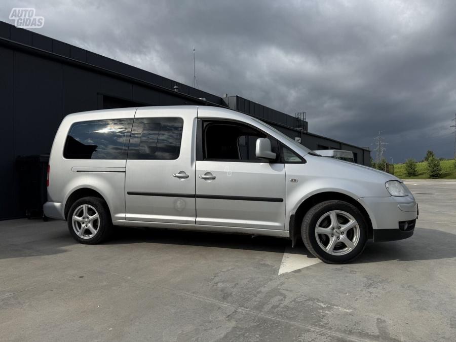 Volkswagen Caddy 2008 in Kaunas, with an engine capacity of 2.00 L and mileage of 489 thousand km for 4000 €, photo 4 on AUTOMOTO.COM.LV