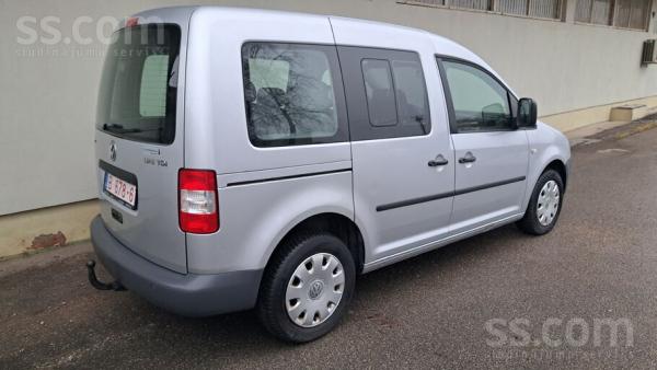 Volkswagen Caddy 2009 in Ogre, with an engine capacity of 1.90 L and mileage of 286 thousand km for 4950 €, photo 4 on AUTOMOTO.COM.LV