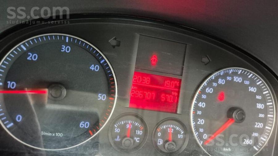 Фольксваген Кадди 2009 в Елгава, объемом двигателя 1.90 л и пробегом 297 тыс. км за 3970 €, фото 6 на AUTOMOTO.COM.LV