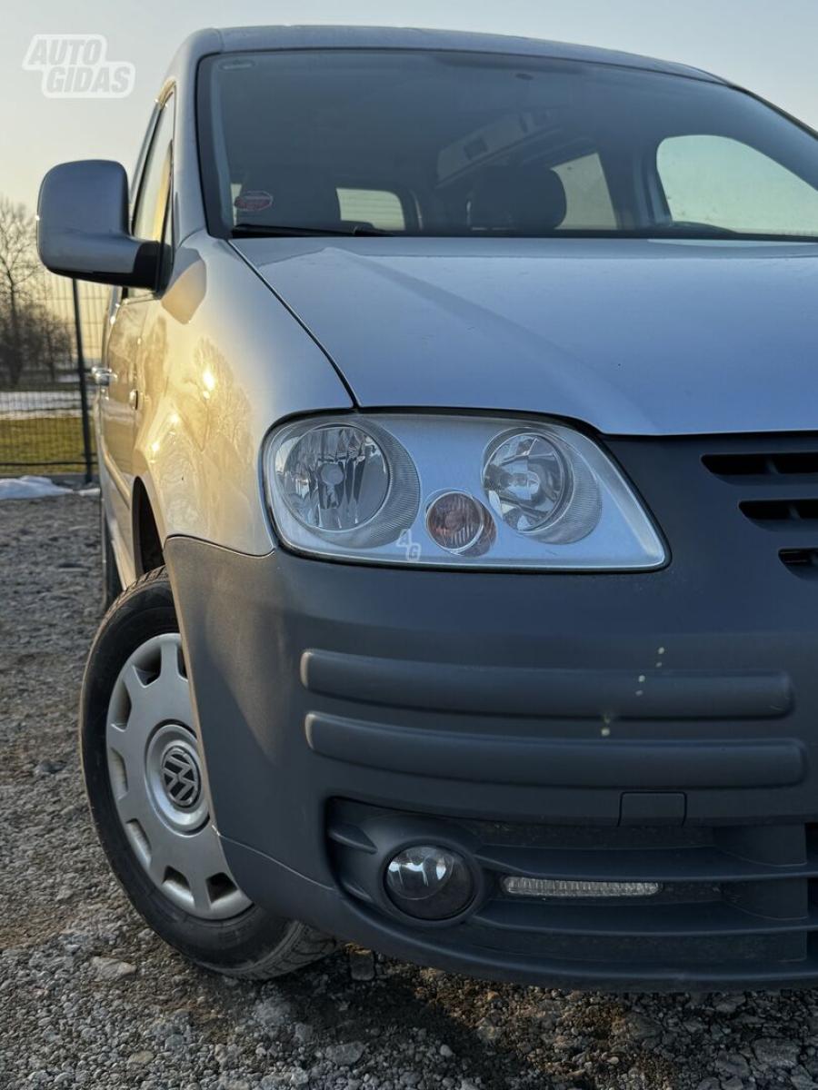 Volkswagen Caddy 2010 in Klaipeda, with an engine capacity of 1.60 L and mileage of 198 thousand km for 4500 €, photo 3 on AUTOMOTO.COM.LV