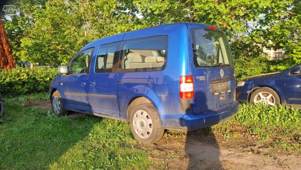 Volkswagen Caddy 2010 in Vilnius, with an engine capacity of 1.90 L and mileage of 306 thousand km for 4350 €, photo 4 on AUTOMOTO.COM.LV
