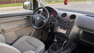 Volkswagen Caddy 2010 in Moletai, with an engine capacity of 1.90 L and mileage of 379 thousand km for 3500 €, photo 12 on AUTOMOTO.COM.LV