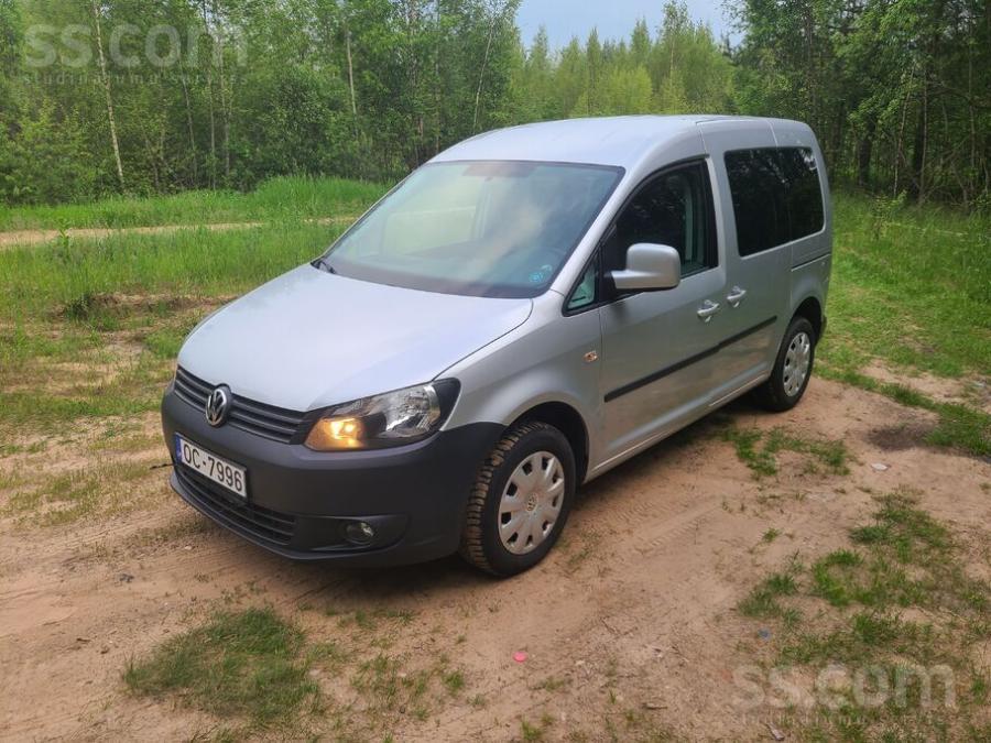 Volkswagen Caddy 2011 in Daugavpils, with an engine capacity of 1.60 L and mileage of 287 thousand km for 5850 €, photo 1 on AUTOMOTO.COM.LV