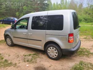 Volkswagen Caddy 2011 in Daugavpils, with an engine capacity of 1.60 L and mileage of 287 thousand km for 5850 €, photo 7 on AUTOMOTO.COM.LV