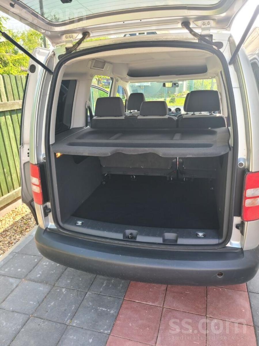 Volkswagen Caddy 2011 in Daugavpils, with an engine capacity of 1.60 L and mileage of 287 thousand km for 5850 €, photo 16 on AUTOMOTO.COM.LV